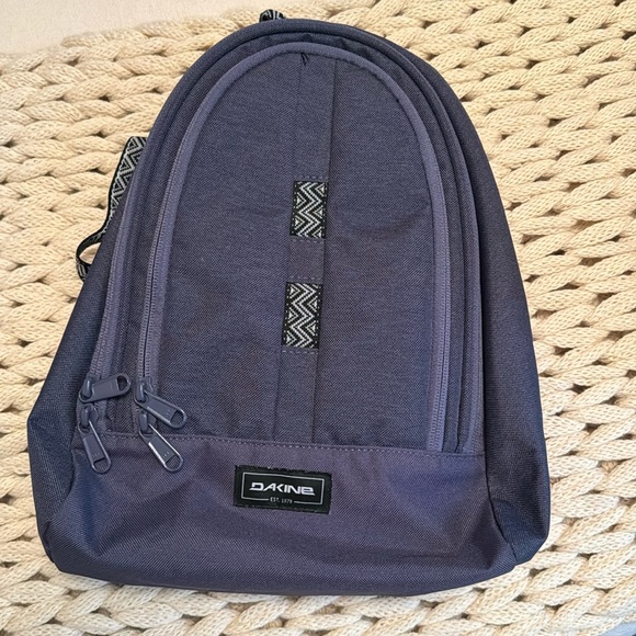 Dakine | Bags | Euc Dakine Cosmo Backpack Slate Bluegray | Poshmark